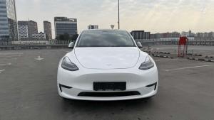 Белый Тесла Модель Y 2022 в Вильнюс, объемом двигателя 0.00 л и пробегом 180 тыс. км за 27500 €, фото 11 на AUTOMOTO.COM.LV