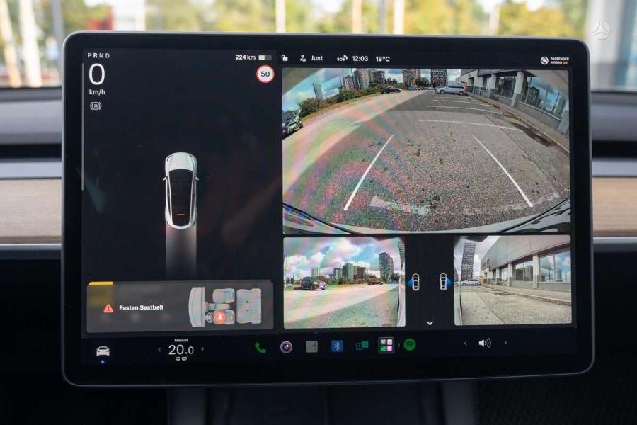 Balts Tesla Model Y 2022 Viļņa, ar dzinēja tilpumu 0.00 L un nobraukumu 53 tūkst. km par 34000 €, foto 21 vietnē AUTOMOTO.COM.LV