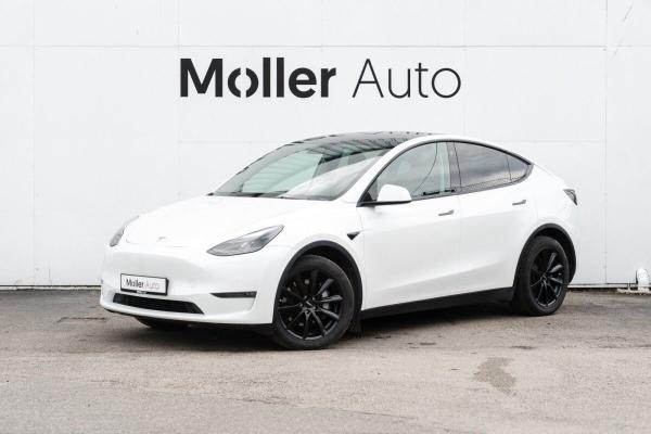 Balts Tesla Model Y 2022 Rīga, ar dzinēja tilpumu 0.00 L un nobraukumu 98 tūkst. km par 38900 €, foto 1 vietnē AUTOMOTO.COM.LV