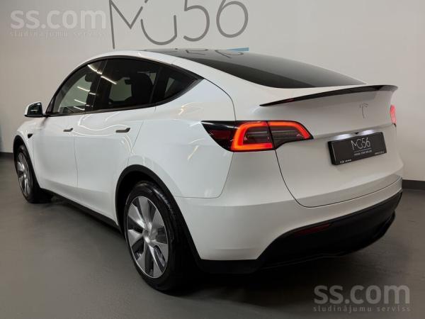 Balts Tesla Model Y 2023 Rīga, ar dzinēja tilpumu 0.00 L un nobraukumu 19 tūkst. km par 32900 €, foto 4 vietnē AUTOMOTO.COM.LV