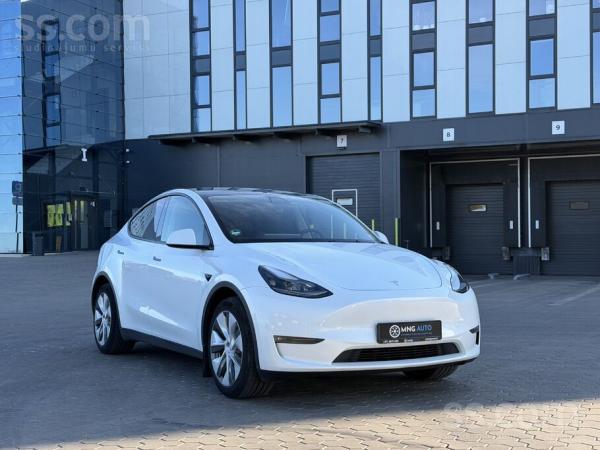 Balts Tesla Model Y 2023 Rīga, ar dzinēja tilpumu 0.00 L un nobraukumu 58 tūkst. km par 38900 €, foto 2 vietnē AUTOMOTO.COM.LV