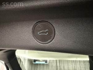 Белый Тесла Модель Y 2023 в Рига, объемом двигателя 0.00 л и пробегом 136 тыс. км за 29990 €, фото 20 на AUTOMOTO.COM.LV