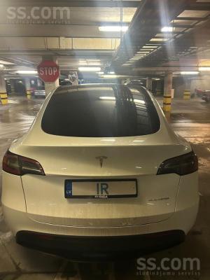 Balts Tesla Model Y 2023 Rīga, ar dzinēja tilpumu 0.00 L un nobraukumu 54 tūkst. km par 31000 €, foto 5 vietnē AUTOMOTO.COM.LV