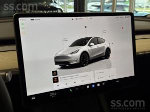 White Tesla Model Y 2023 in Riga, with an engine capacity of 0.00 L and mileage of 77 thousand km for 31990 €, photo 16 on AUTOMOTO.COM.LV