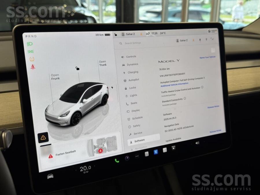 White Tesla Model Y 2023 in Riga, with an engine capacity of 0.00 L and mileage of 77 thousand km for 31990 €, photo 19 on AUTOMOTO.COM.LV