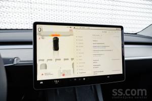 Balts Tesla Model Y 2023 Rīga, ar dzinēja tilpumu 0.00 L un nobraukumu 76 tūkst. km par 40900 €, foto 14 vietnē AUTOMOTO.COM.LV