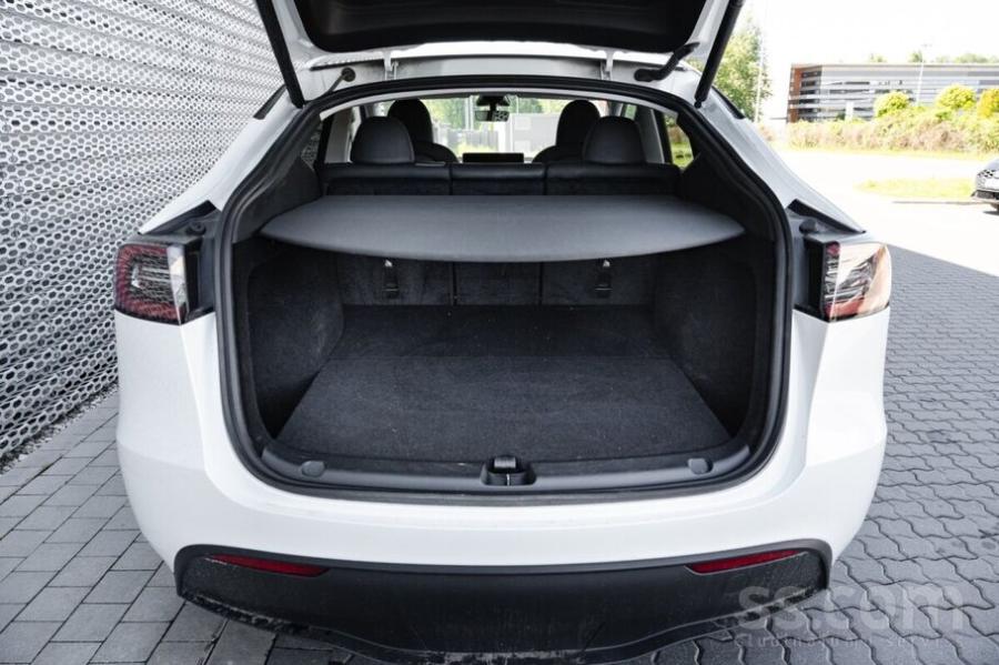 Balts Tesla Model Y 2023 Rīga, ar dzinēja tilpumu 0.00 L un nobraukumu 76 tūkst. km par 40900 €, foto 17 vietnē AUTOMOTO.COM.LV