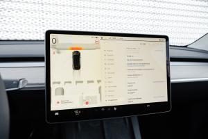 Balts Tesla Model Y 2023 Mārupe, ar dzinēja tilpumu 0.00 L un nobraukumu 760 tūkst. km par 40900 €, foto 14 vietnē AUTOMOTO.COM.LV