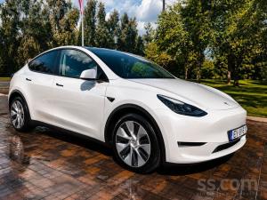 Balts Tesla Model Y 2023 Jelgava, ar dzinēja tilpumu 0.00 L un nobraukumu 43 tūkst. km par 31000 €, foto  vietnē AUTOMOTO.COM.LV