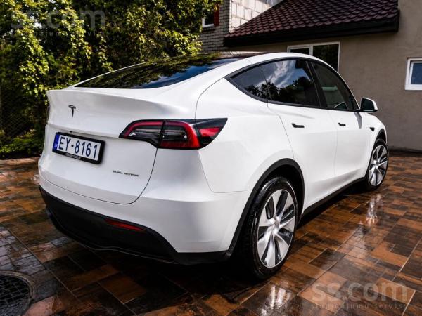 Balts Tesla Model Y 2023 Jelgava, ar dzinēja tilpumu 0.00 L un nobraukumu 43 tūkst. km par 31000 €, foto 3 vietnē AUTOMOTO.COM.LV