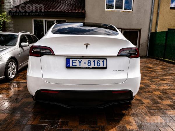 Balts Tesla Model Y 2023 Jelgava, ar dzinēja tilpumu 0.00 L un nobraukumu 43 tūkst. km par 31000 €, foto 4 vietnē AUTOMOTO.COM.LV