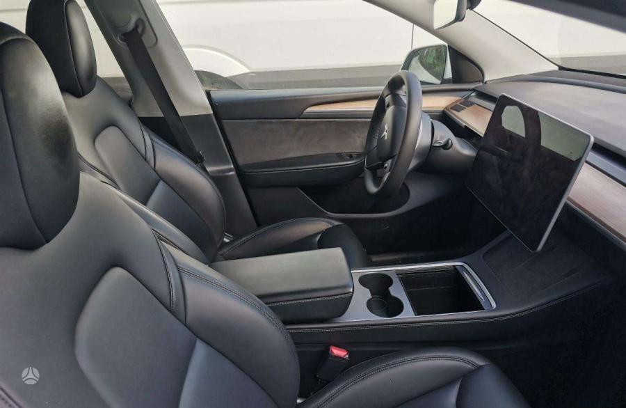 Balts Tesla Model Y 2023 Viļņa, ar dzinēja tilpumu 0.00 L un nobraukumu 24 tūkst. km par 12600 €, foto 9 vietnē AUTOMOTO.COM.LV