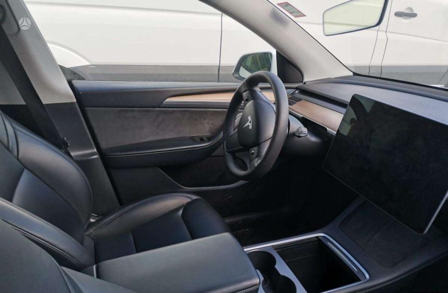 Balts Tesla Model Y 2023 Viļņa, ar dzinēja tilpumu 0.00 L un nobraukumu 24 tūkst. km par 12600 €, foto 11 vietnē AUTOMOTO.COM.LV