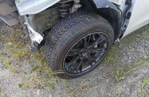 Balts Tesla Model Y 2023 Viļņa, ar dzinēja tilpumu 0.00 L un nobraukumu 24 tūkst. km par 12600 €, foto 21 vietnē AUTOMOTO.COM.LV