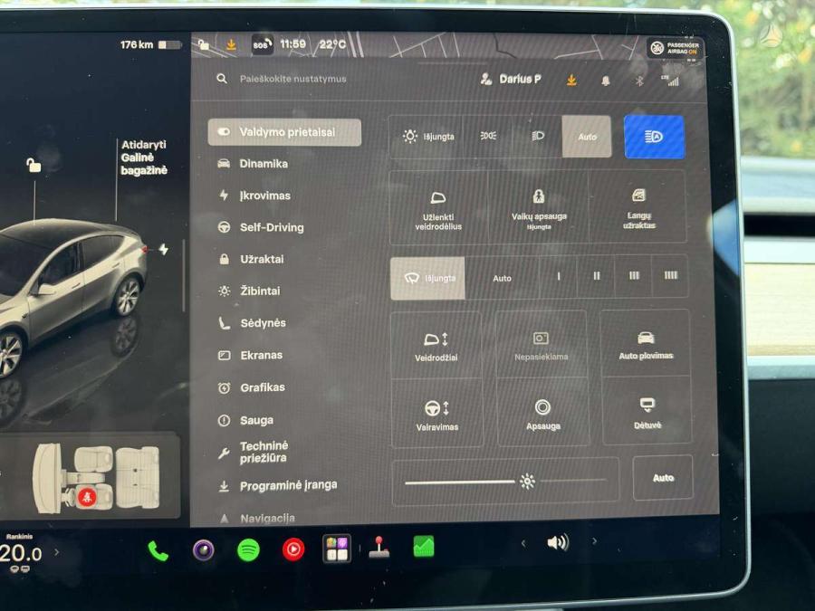 White Tesla Model Y 2023 in Kaunas, with an engine capacity of 0.00 L and mileage of 52 thousand km for 37700 €, photo 35 on AUTOMOTO.COM.LV