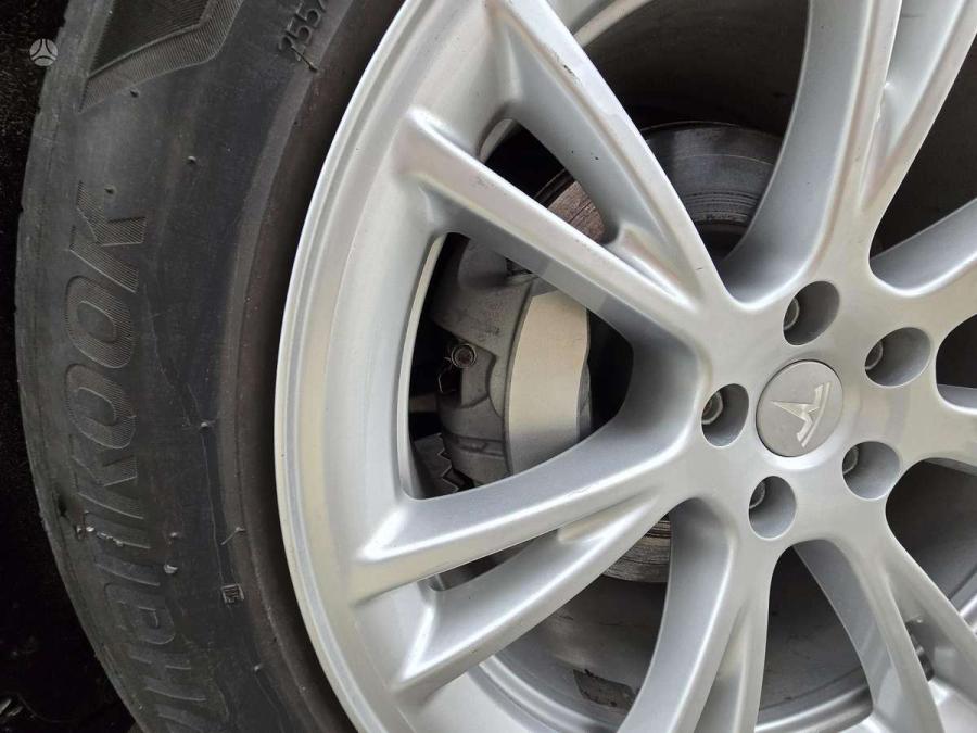 Balts Tesla Model Y 2023 Klaipėda, ar dzinēja tilpumu 0.00 L un nobraukumu 52 tūkst. km par 32500 €, foto 20 vietnē AUTOMOTO.COM.LV