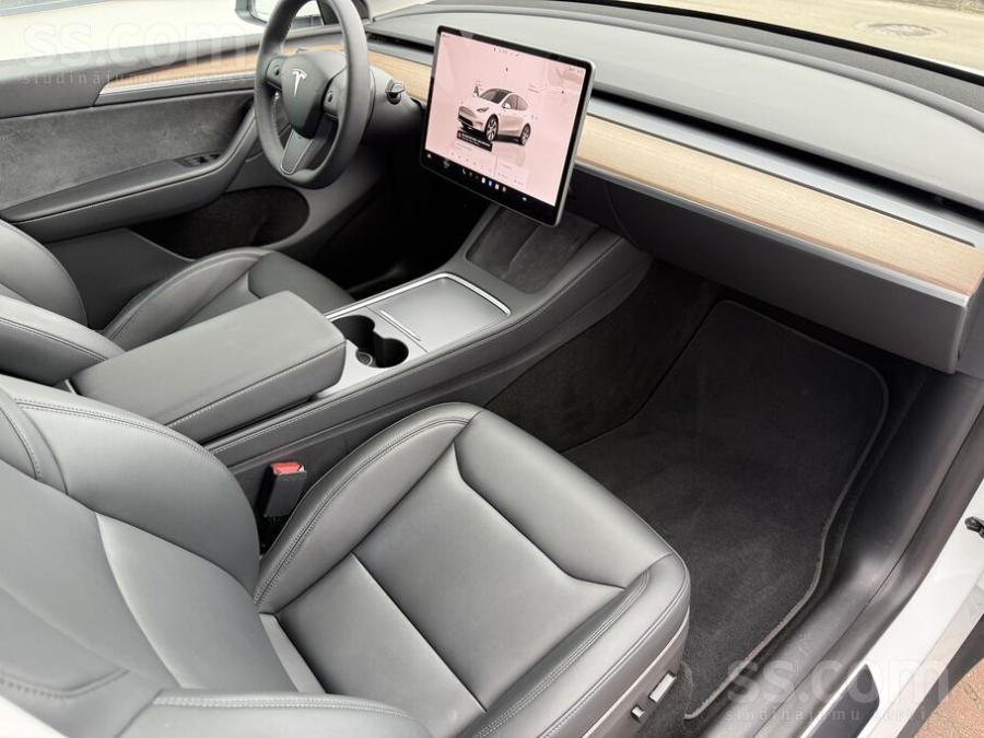 Balts Tesla Model Y 2023 Rīga, ar dzinēja tilpumu 0.00 L un nobraukumu 64 tūkst. km par 36500 €, foto 9 vietnē AUTOMOTO.COM.LV
