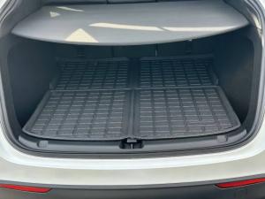 White Tesla Model Y 2023 in Jelgava, with an engine capacity of 0.00 L and mileage of 89 thousand km for 38000 €, photo 16 on AUTOMOTO.COM.LV
