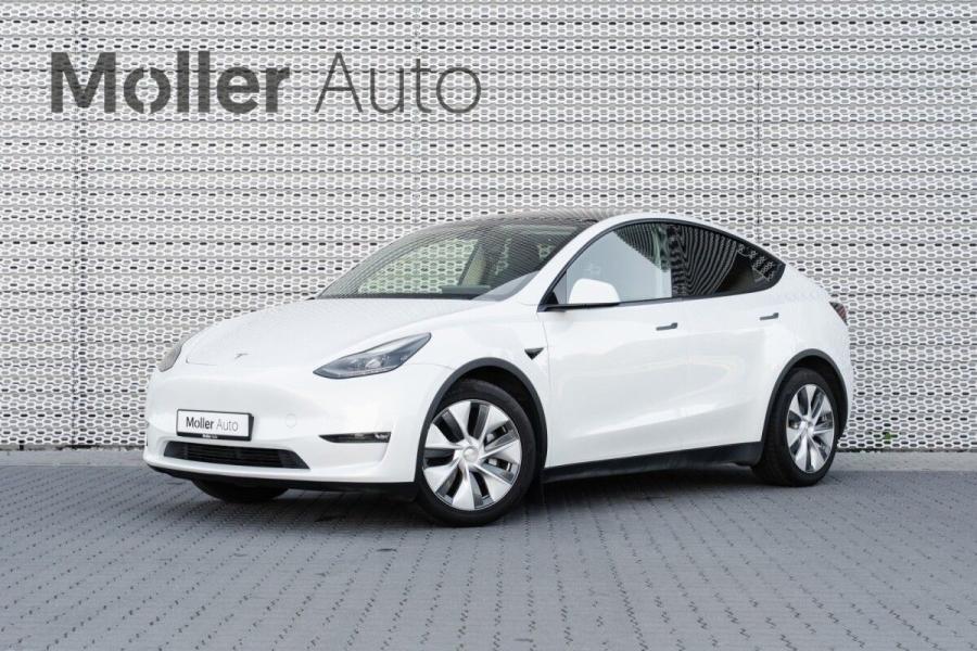 White Tesla Model Y 2023 in Marupe, with an engine capacity of 0.00 L and mileage of 78 thousand km for 41200 €, photo 1 on AUTOMOTO.COM.LV