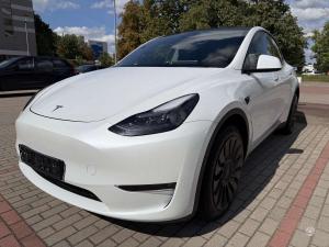 Balts Tesla Model Y 2023 Viļņa, ar dzinēja tilpumu 0.00 L un nobraukumu 48 tūkst. km par 30900 €, foto 3 vietnē AUTOMOTO.COM.LV