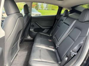 Balts Tesla Model Y 2023 Viļņa, ar dzinēja tilpumu 0.00 L un nobraukumu 48 tūkst. km par 30900 €, foto 16 vietnē AUTOMOTO.COM.LV