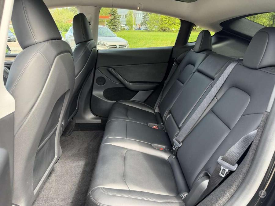 Balts Tesla Model Y 2023 Viļņa, ar dzinēja tilpumu 0.00 L un nobraukumu 48 tūkst. km par 30900 €, foto 16 vietnē AUTOMOTO.COM.LV
