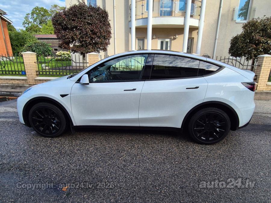 Balts Tesla Model Y 2023 Tartu, ar dzinēja tilpumu 0.00 L un nobraukumu 73 tūkst. km par 36790 €, foto 8 vietnē AUTOMOTO.COM.LV