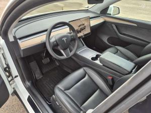 Balts Tesla Model Y 2023 Mažeikiai, ar dzinēja tilpumu 0.00 L un nobraukumu 111 tūkst. km par 20400 €, foto 8 vietnē AUTOMOTO.COM.LV