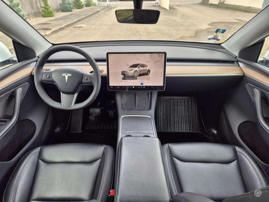 Balts Tesla Model Y 2023 Mažeikiai, ar dzinēja tilpumu 0.00 L un nobraukumu 111 tūkst. km par 20400 €, foto 10 vietnē AUTOMOTO.COM.LV