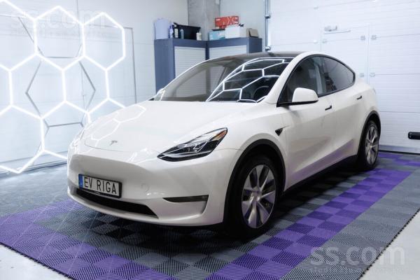 Белый Тесла Модель Y 2023 в Рига, объемом двигателя 0.00 л и пробегом 41 тыс. км за 36490 €, фото 4 на AUTOMOTO.COM.LV
