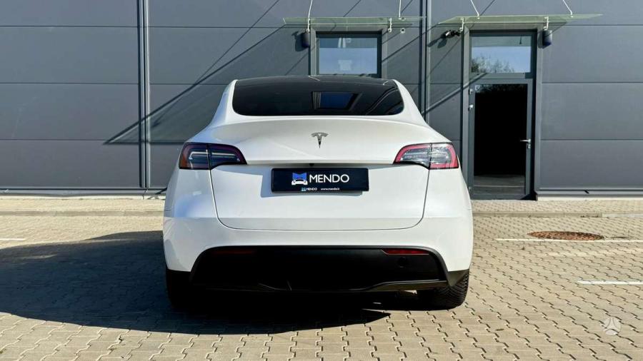 Balts Tesla Model Y 2023 Viļņa, ar dzinēja tilpumu 0.00 L un nobraukumu 50 tūkst. km par 28500 €, foto 9 vietnē AUTOMOTO.COM.LV