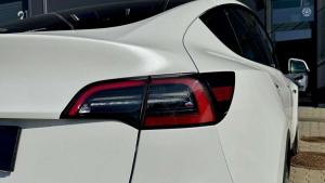 Balts Tesla Model Y 2023 Viļņa, ar dzinēja tilpumu 0.00 L un nobraukumu 50 tūkst. km par 28500 €, foto 12 vietnē AUTOMOTO.COM.LV