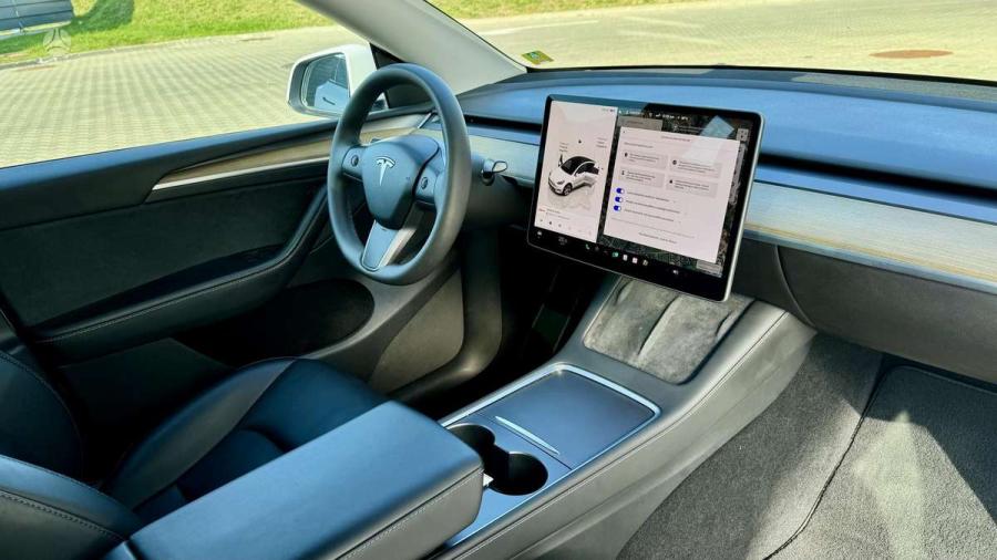 Balts Tesla Model Y 2023 Viļņa, ar dzinēja tilpumu 0.00 L un nobraukumu 50 tūkst. km par 28500 €, foto 21 vietnē AUTOMOTO.COM.LV