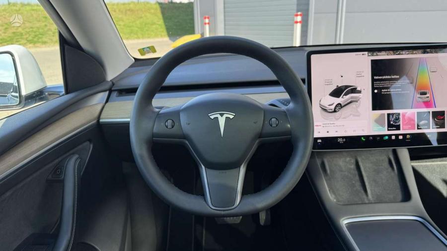 Balts Tesla Model Y 2023 Viļņa, ar dzinēja tilpumu 0.00 L un nobraukumu 50 tūkst. km par 28500 €, foto 23 vietnē AUTOMOTO.COM.LV