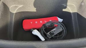 Balts Tesla Model Y 2023 Viļņa, ar dzinēja tilpumu 0.00 L un nobraukumu 50 tūkst. km par 28500 €, foto 30 vietnē AUTOMOTO.COM.LV