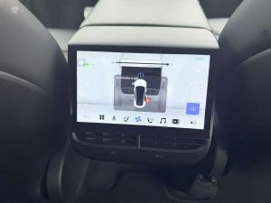 Balts Tesla Model Y 2024 Šauļi, ar dzinēja tilpumu 0.00 L un nobraukumu 88 tūkst. km par 29400 €, foto 20 vietnē AUTOMOTO.COM.LV