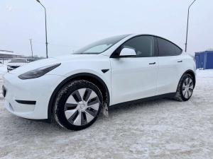 Balts Tesla Model Y 2024 Šauļi, ar dzinēja tilpumu 0.00 L un nobraukumu 44 tūkst. km par 24900 €, foto  vietnē AUTOMOTO.COM.LV