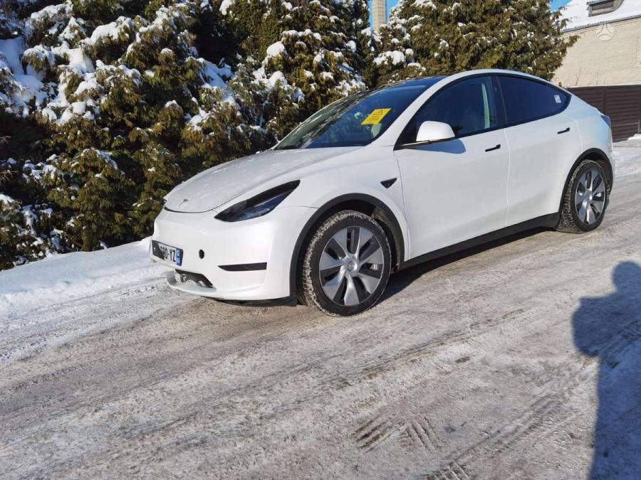 Balts Tesla Model Y 2024 Kauņa, ar dzinēja tilpumu 0.00 L un nobraukumu 48 tūkst. km par 15500 €, foto 18 vietnē AUTOMOTO.COM.LV