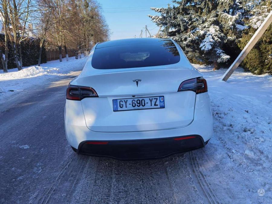 Balts Tesla Model Y 2024 Kauņa, ar dzinēja tilpumu 0.00 L un nobraukumu 48 tūkst. km par 15500 €, foto 33 vietnē AUTOMOTO.COM.LV