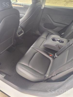 Balts Tesla Model Y 2024 Rīga, ar dzinēja tilpumu 0.00 L un nobraukumu 79 tūkst. km par 34500 €, foto 8 vietnē AUTOMOTO.COM.LV