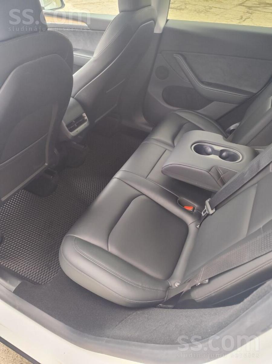 Balts Tesla Model Y 2024 Rīga, ar dzinēja tilpumu 0.00 L un nobraukumu 79 tūkst. km par 34500 €, foto 8 vietnē AUTOMOTO.COM.LV