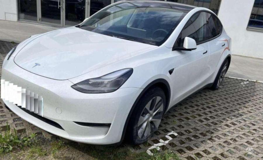 Balts Tesla Model Y 2024 Kauņa, ar dzinēja tilpumu 0.00 L un nobraukumu 68 tūkst. km par 29490 €, foto 5 vietnē AUTOMOTO.COM.LV