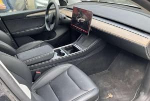 Balts Tesla Model Y 2024 Kauņa, ar dzinēja tilpumu 0.00 L un nobraukumu 68 tūkst. km par 29490 €, foto 6 vietnē AUTOMOTO.COM.LV