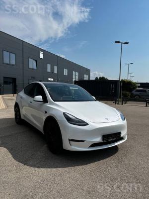 Balts Tesla Model Y 2024 Rīga, ar dzinēja tilpumu 0.00 L un nobraukumu 81 tūkst. km par 33000 €, foto 6 vietnē AUTOMOTO.COM.LV