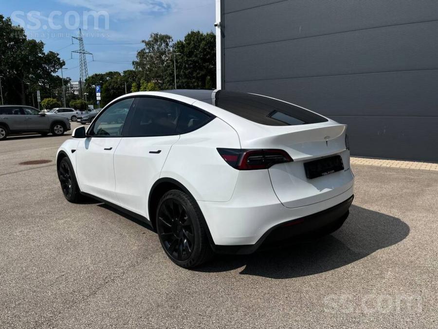 Balts Tesla Model Y 2024 Rīga, ar dzinēja tilpumu 0.00 L un nobraukumu 81 tūkst. km par 33000 €, foto 7 vietnē AUTOMOTO.COM.LV