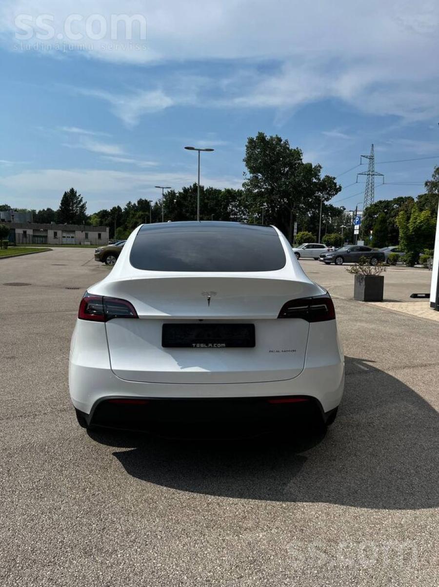 Balts Tesla Model Y 2024 Rīga, ar dzinēja tilpumu 0.00 L un nobraukumu 81 tūkst. km par 33000 €, foto 10 vietnē AUTOMOTO.COM.LV