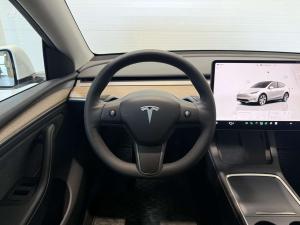 Balts Tesla Model Y 2024 Viļņa, ar dzinēja tilpumu 0.00 L un nobraukumu 66 tūkst. km par 33950 €, foto 14 vietnē AUTOMOTO.COM.LV
