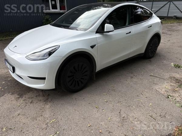 Balts Tesla Model Y 2024 Rīga, ar dzinēja tilpumu 0.00 L un nobraukumu 41 tūkst. km par 34000 €, foto 6 vietnē AUTOMOTO.COM.LV