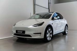 White Tesla Model Y 2024 in Vilnius, with an engine capacity of 0.00 L and mileage of 68 thousand km for 36900 €, photo 3 on AUTOMOTO.COM.LV
