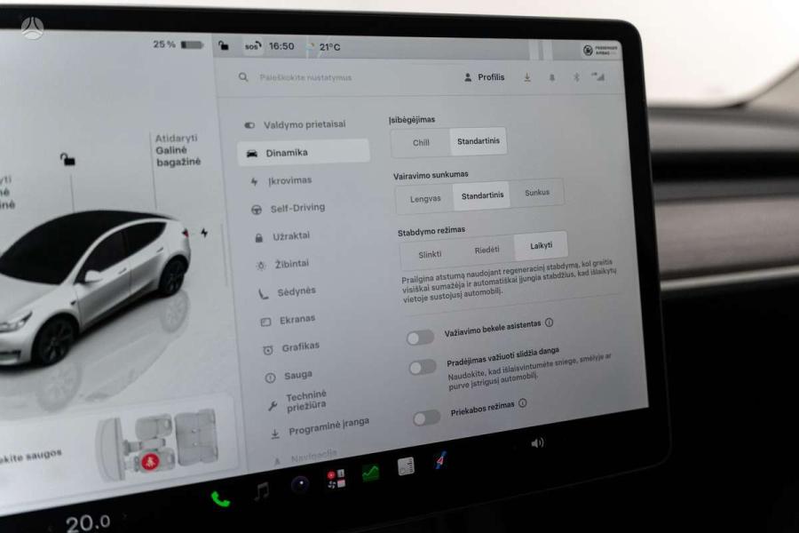 White Tesla Model Y 2024 in Vilnius, with an engine capacity of 0.00 L and mileage of 68 thousand km for 36900 €, photo 22 on AUTOMOTO.COM.LV